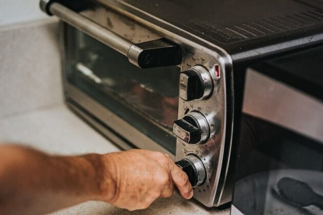 Preheating Ovens: How Preheating Oven Works & Features